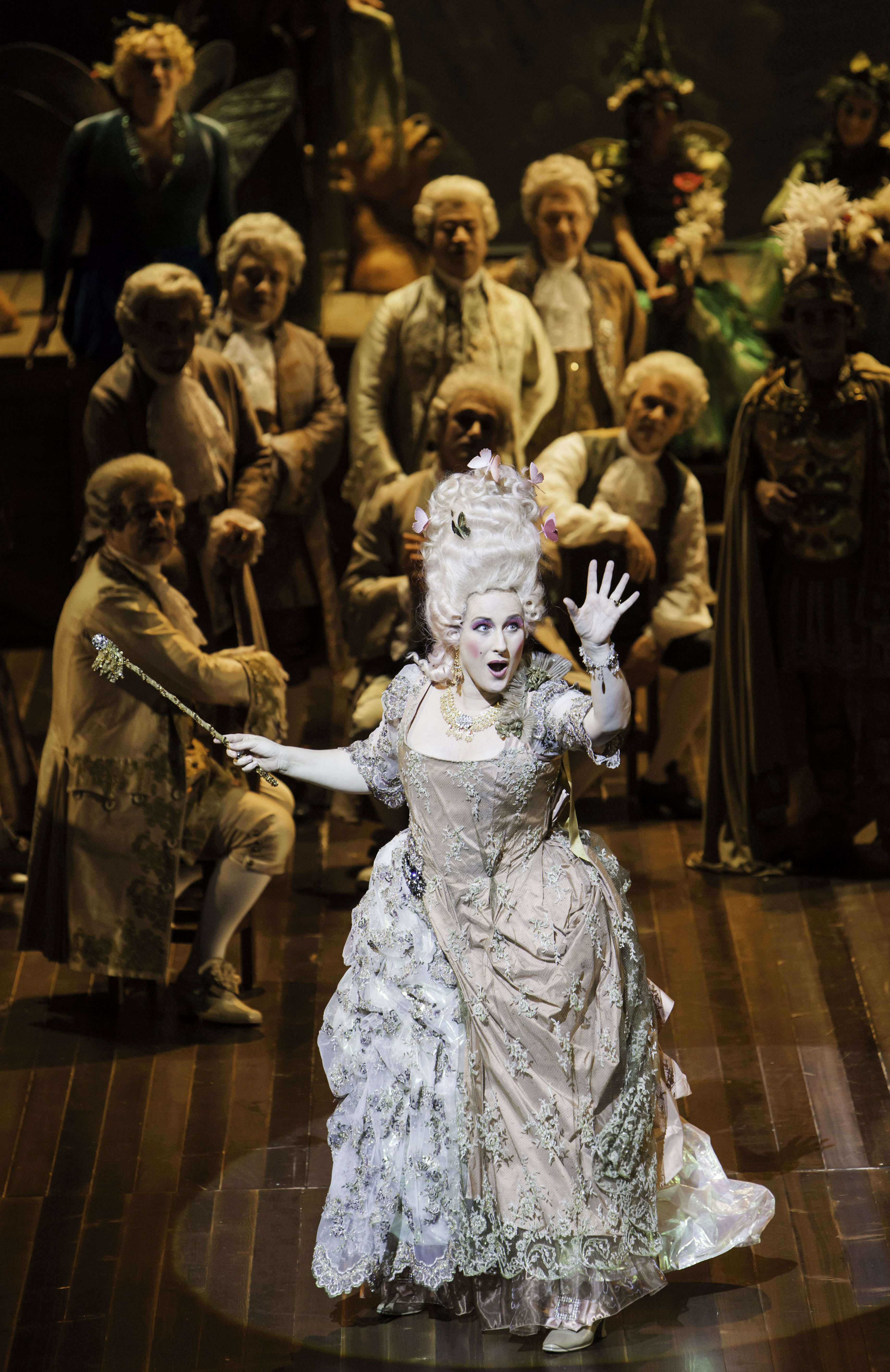 Mignon à Genève, le 19e siècle prend de l’âge « La Scène « ResMusica