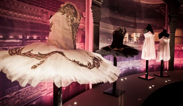 Exposition Noëlla Pontois, Divine étoile, à Eléphant Paname ...