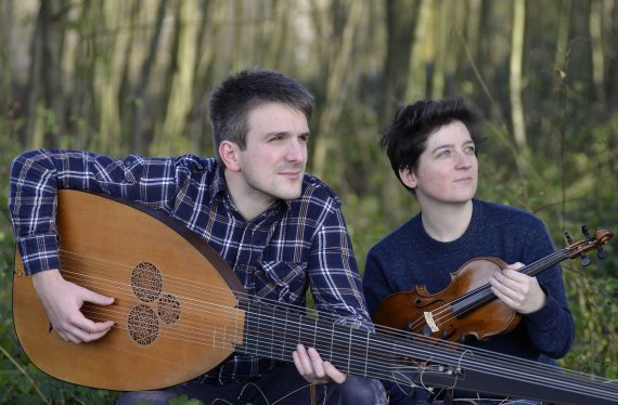 Pause méridienne au Louvre avec Louis XIV et le jeune duo Repicco ...