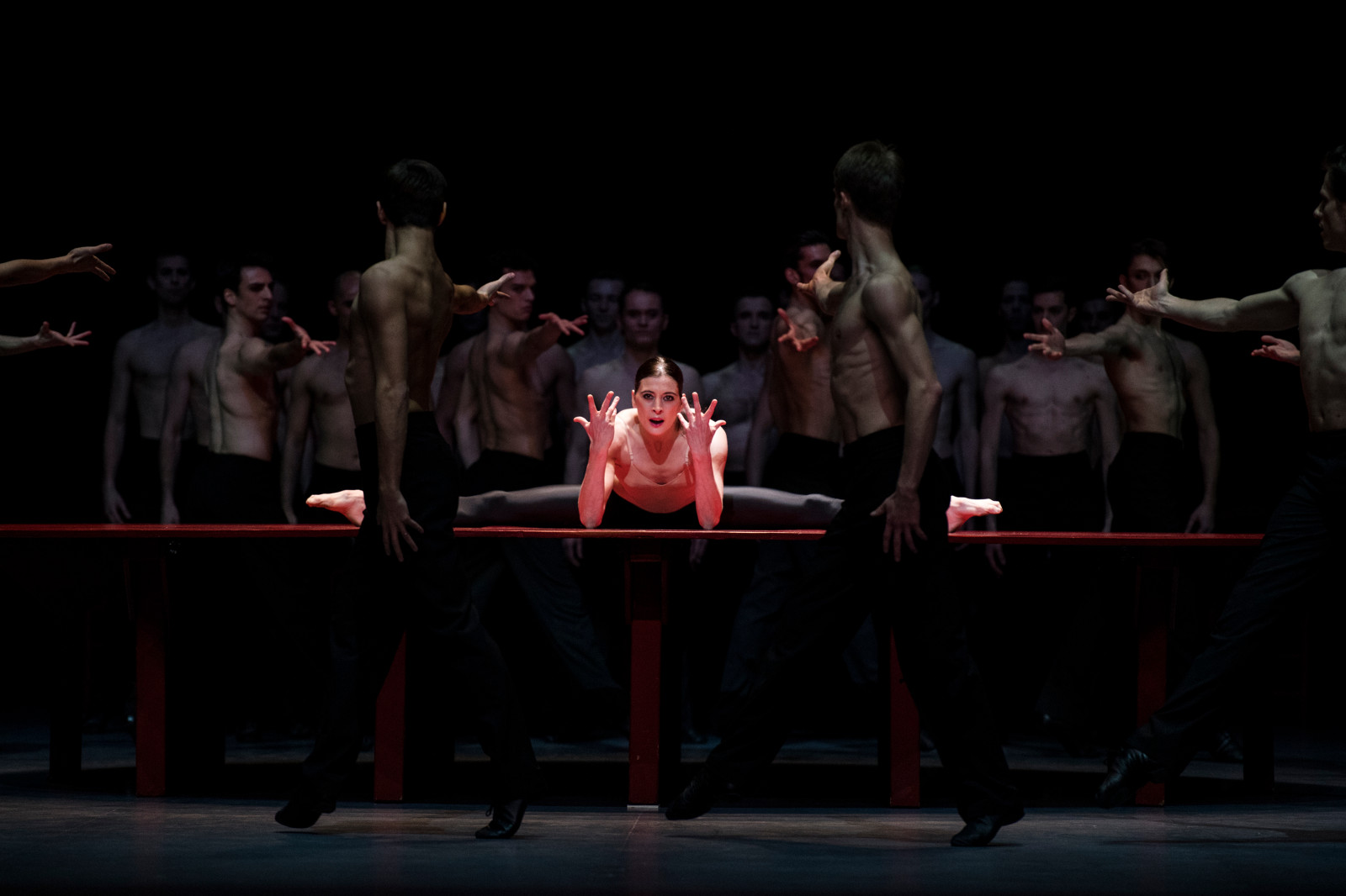 Un Boléro de souffrance pour Marie-Agnès Gillot - ResMusica