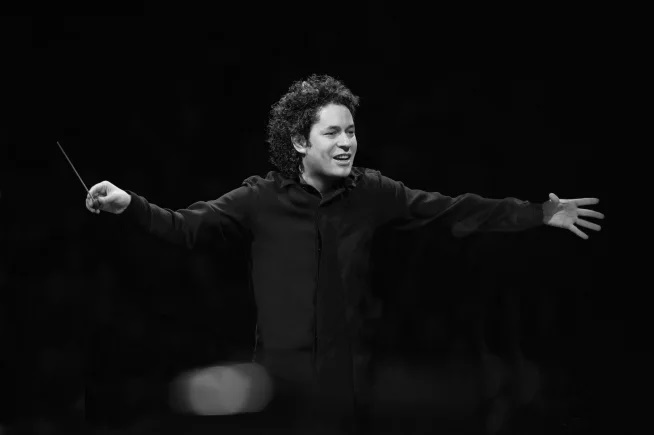 Gustavo Dudamel à Paris : c'est officiel - ResMusicaResMusica