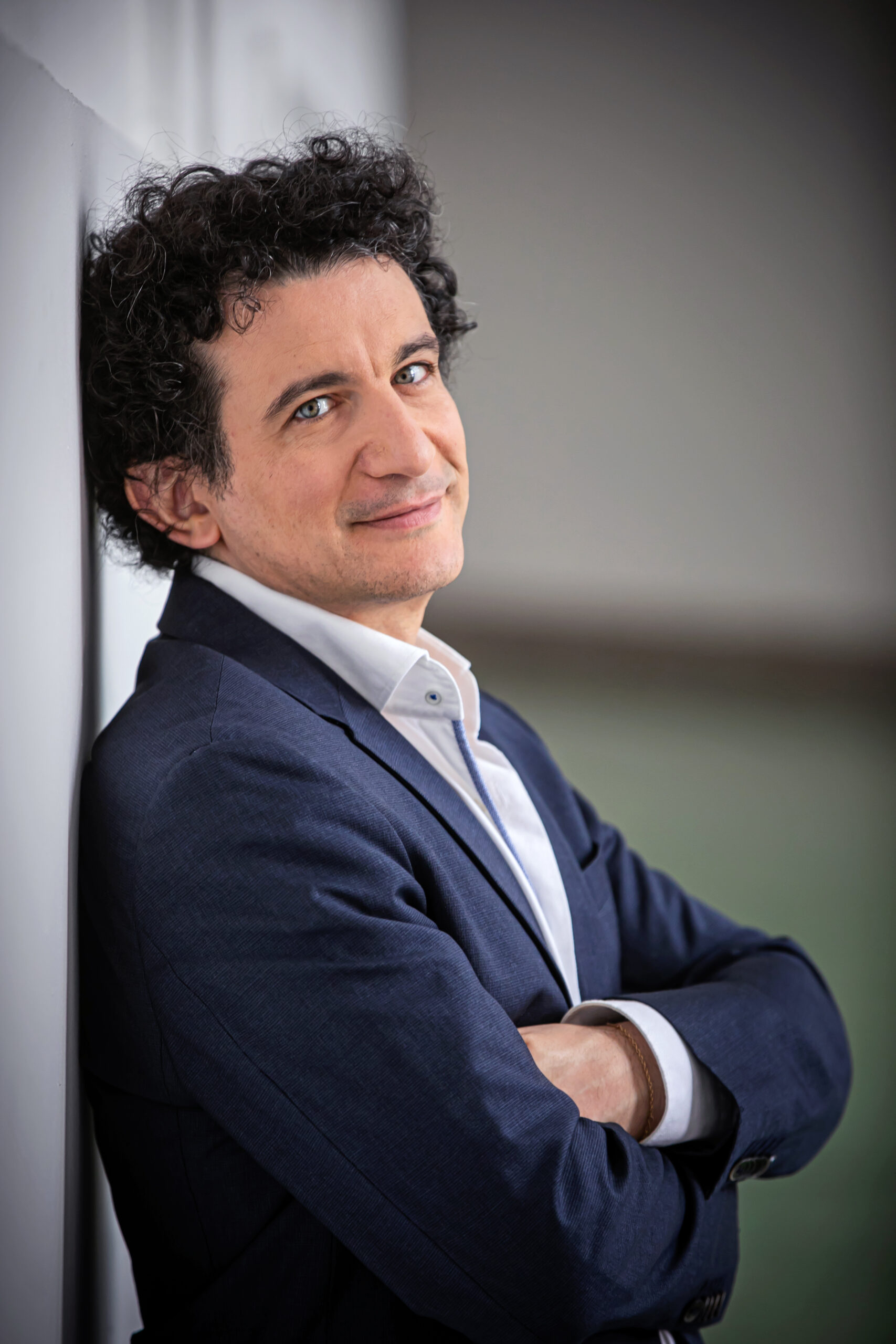 À Bozar Bruxelles, Alain Altinoglu, titanesque mahlérien - ResMusica