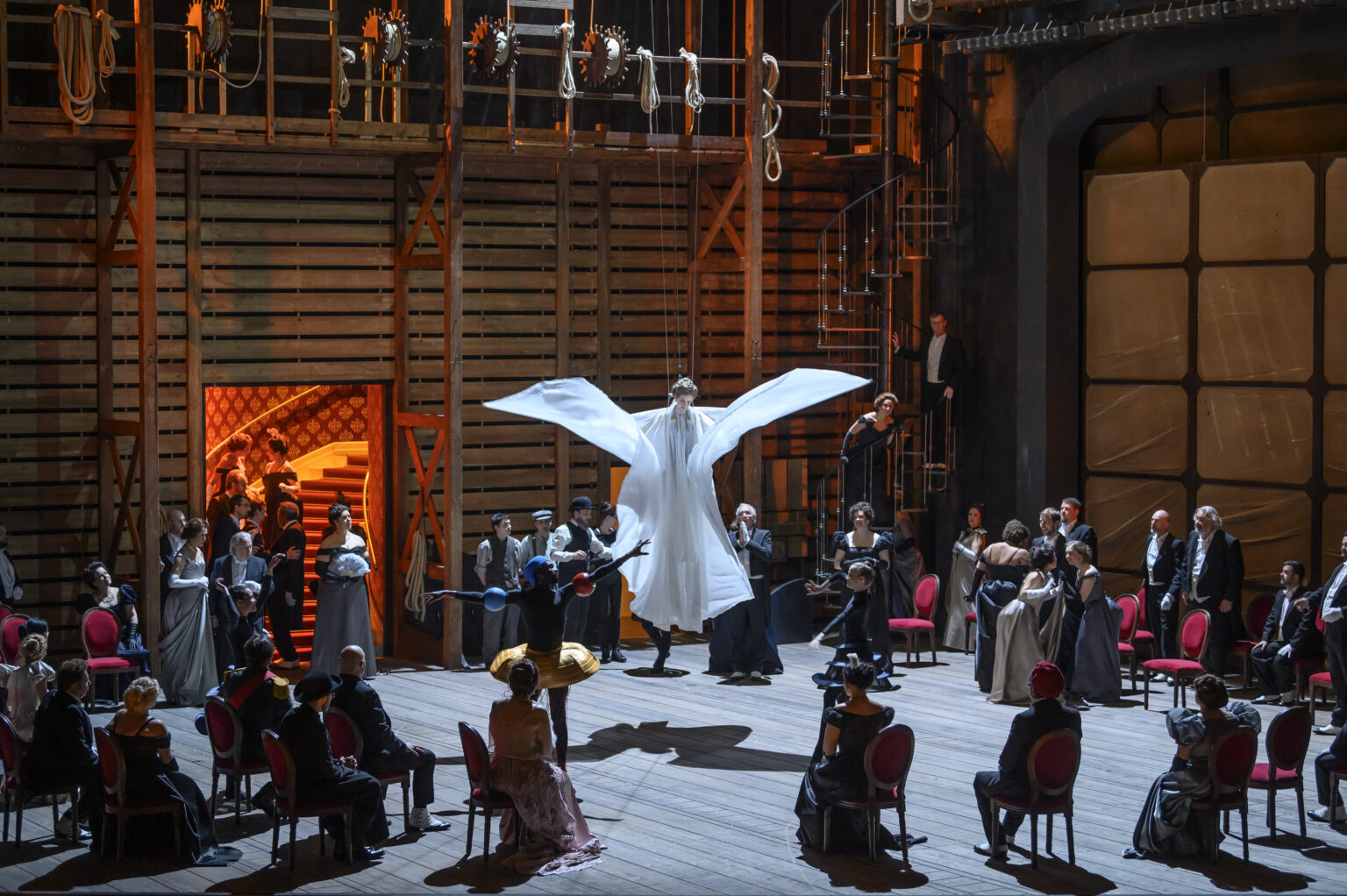 À Liège, Adriana Lecouvreur : un vibrant hommage aux Arts de la Scène ...