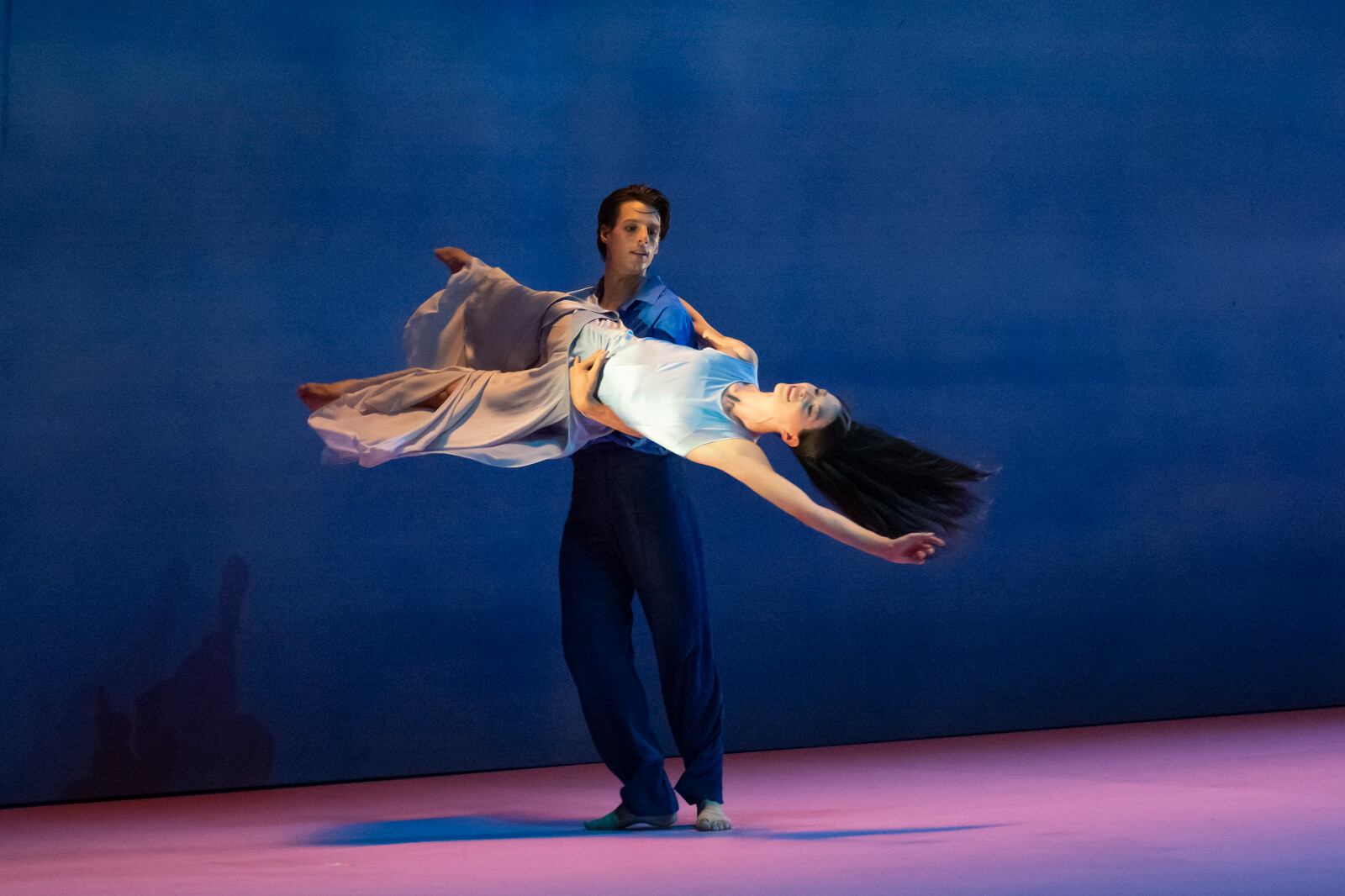 Reprise de Signes : les matins bariolés de Carolyn Carlson ...