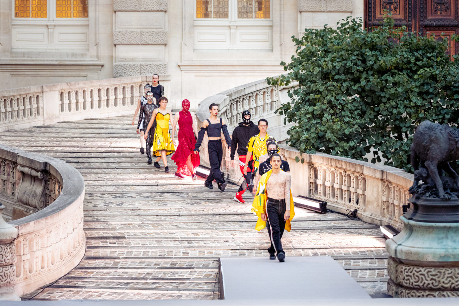 Static shot de Maud Le Pladec lance Paris l’été au Louvre ...