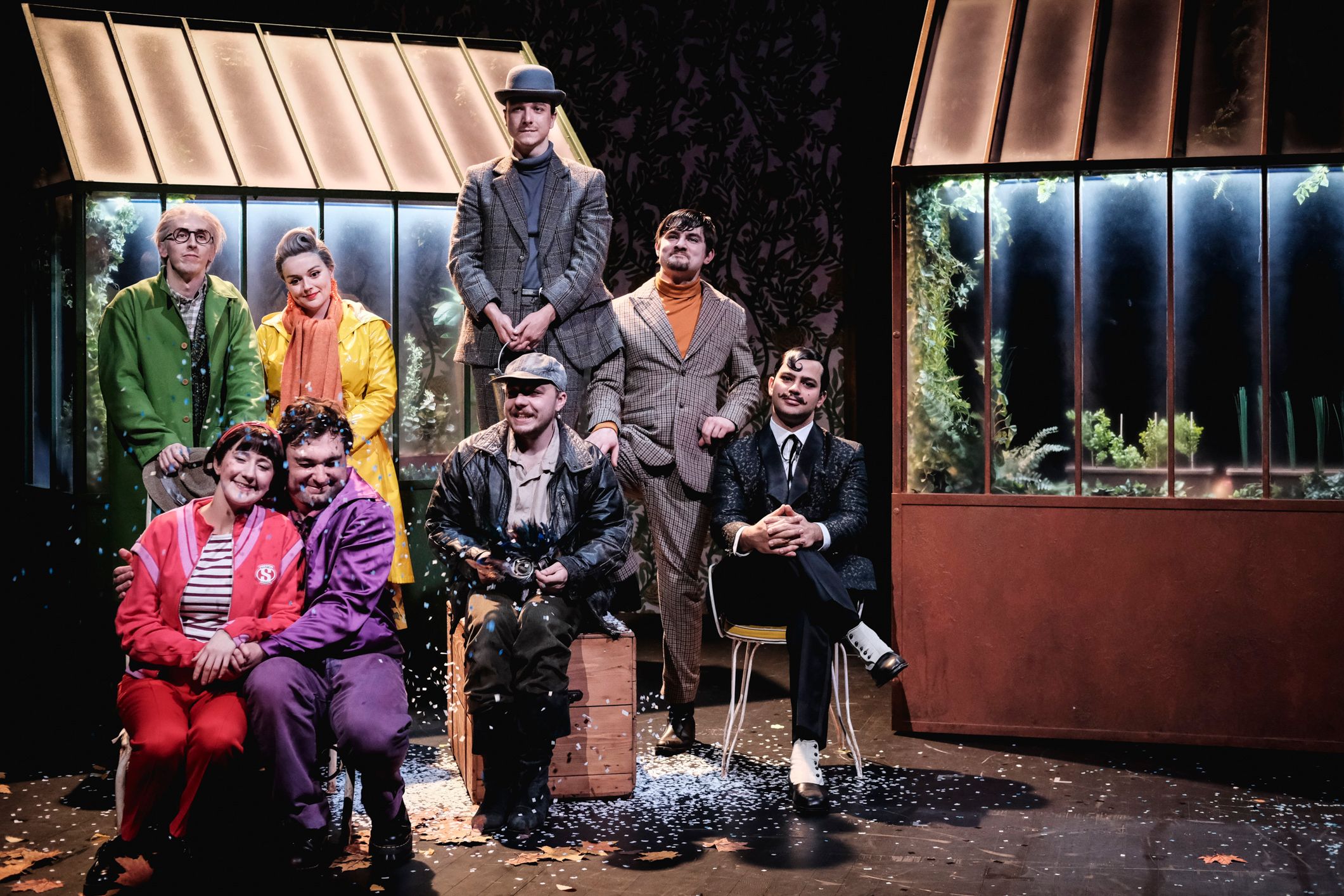 Légère, finement parodique, la comédie musicale Les Fantasticks ravit à ...