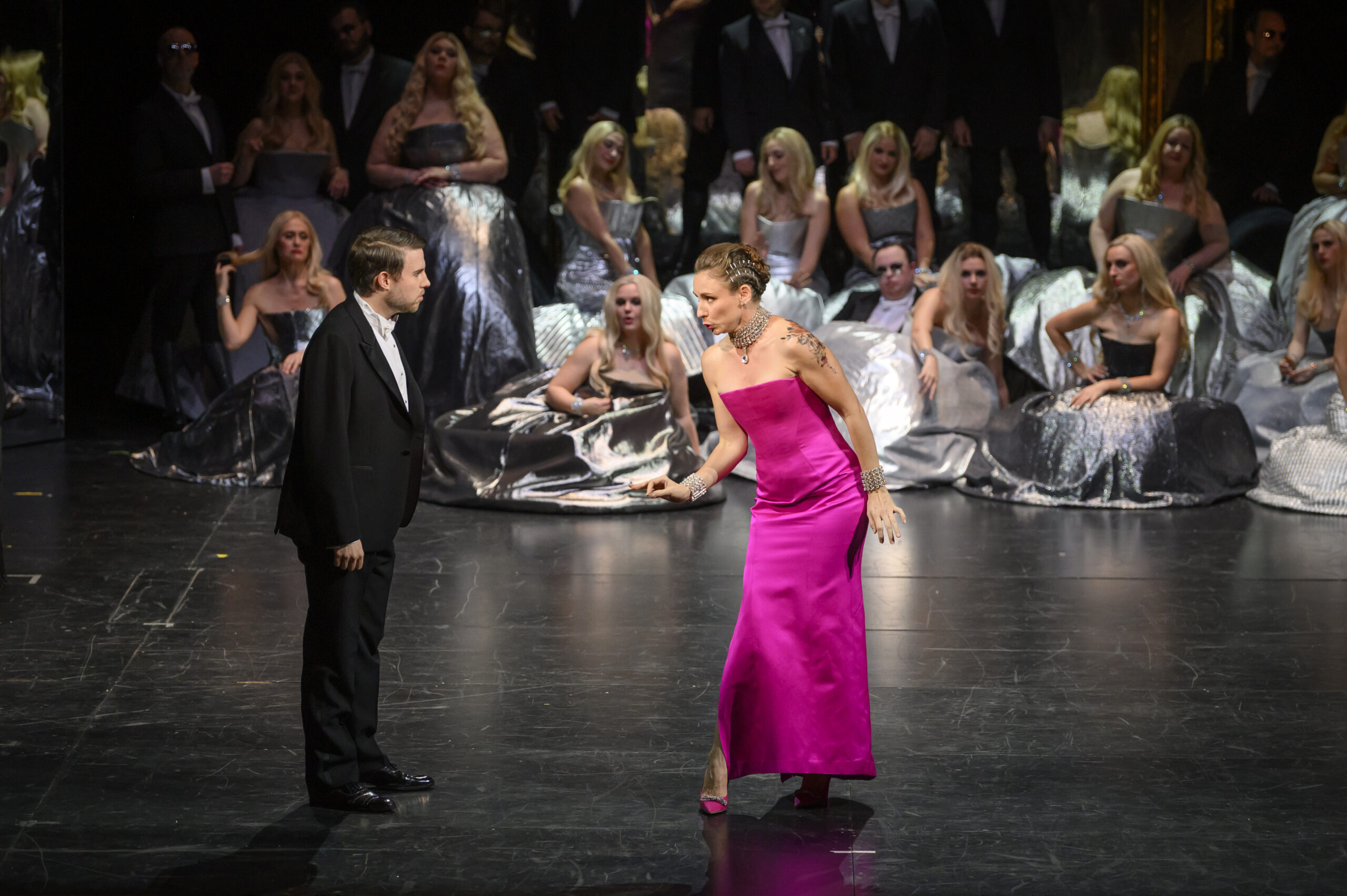 À l'Opéra Royal de Liège, reprise de La Périchole d'Offenbach selon ...