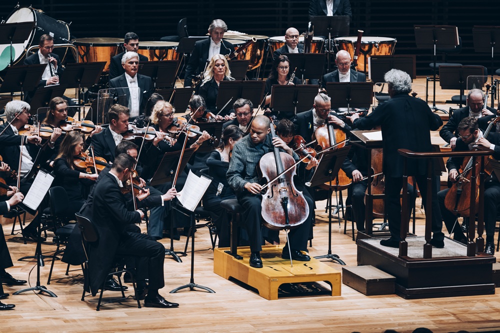 De passage à Paris, Semyon Bychkov et le Czech Philharmonic dans ...